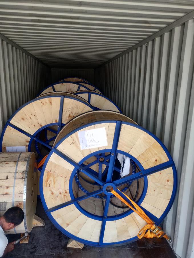 12/20kV (24)kV Single Core 1C500SQMM CU / XLPE / CWS / PE Power Cable